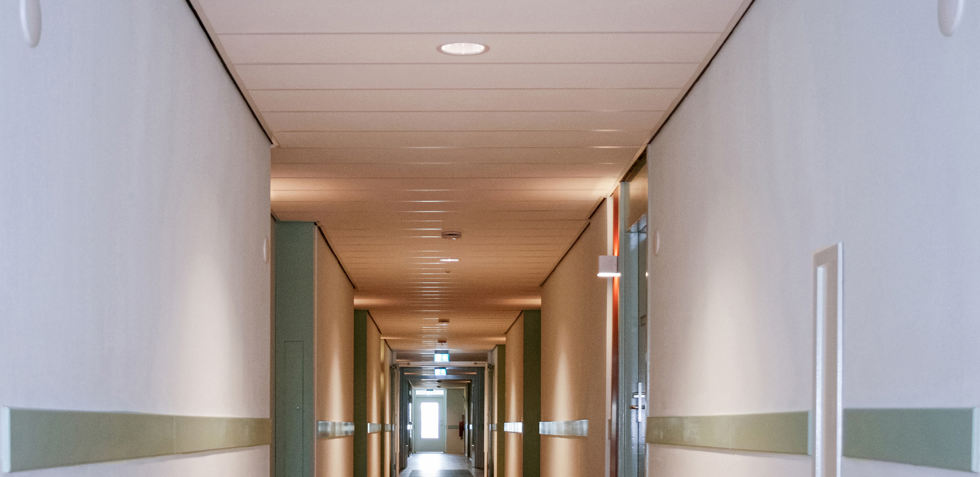 Prolumia | LED Downlight (general lighting)