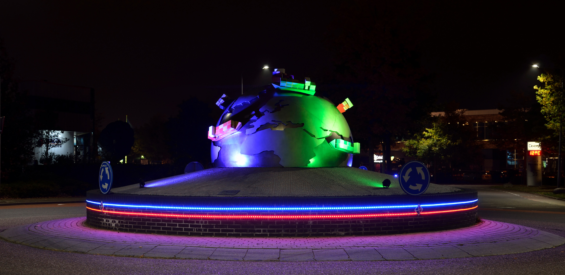 Prolumia | LED Strip Gold